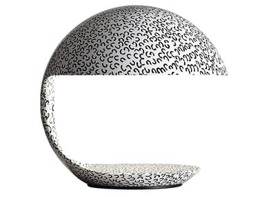 Cobra Texture - Paola Navone - Swivel Resin Table Lamp by Martinelli ...