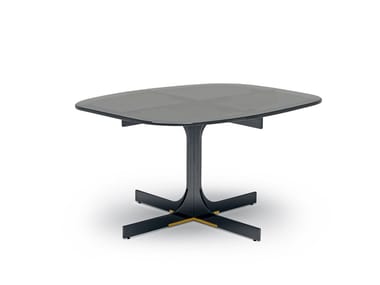 Janus - Glass Coffee Table With 4-Star Base by Misuraemme – TRDST